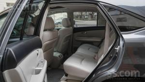 Grey Lexus RX 2005 in Riga, with an engine capacity of 3.30 L and mileage of 298 thousand km for 4950 €, photo 9 on AUTOMOTO.COM.LV