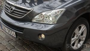 Grey Lexus RX 2005 in Riga, with an engine capacity of 3.30 L and mileage of 298 thousand km for 4950 €, photo 14 on AUTOMOTO.COM.LV