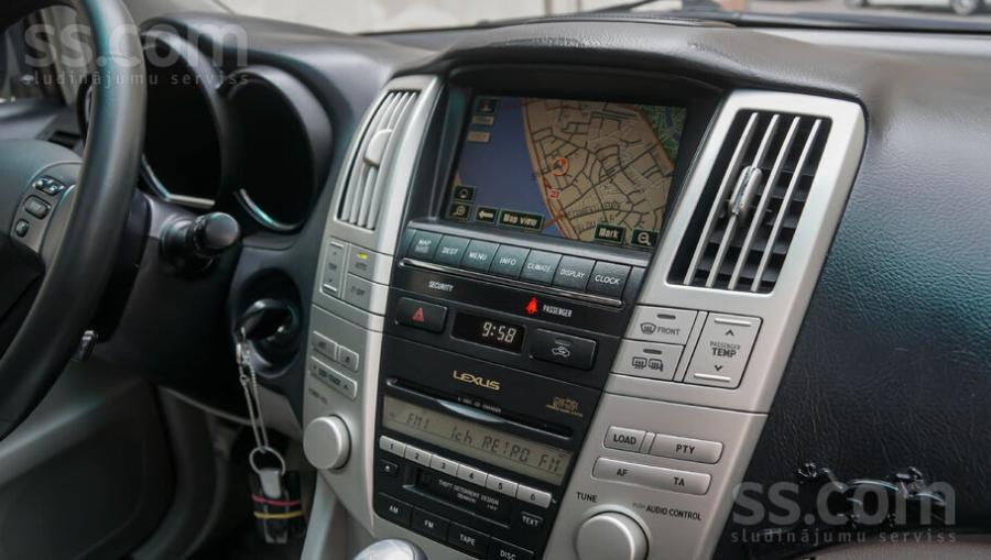 Grey Lexus RX 2005 in Riga, with an engine capacity of 3.30 L and mileage of 298 thousand km for 4950 €, photo 18 on AUTOMOTO.COM.LV