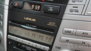 Grey Lexus RX 2005 in Riga, with an engine capacity of 3.30 L and mileage of 298 thousand km for 4950 €, photo 20 on AUTOMOTO.COM.LV