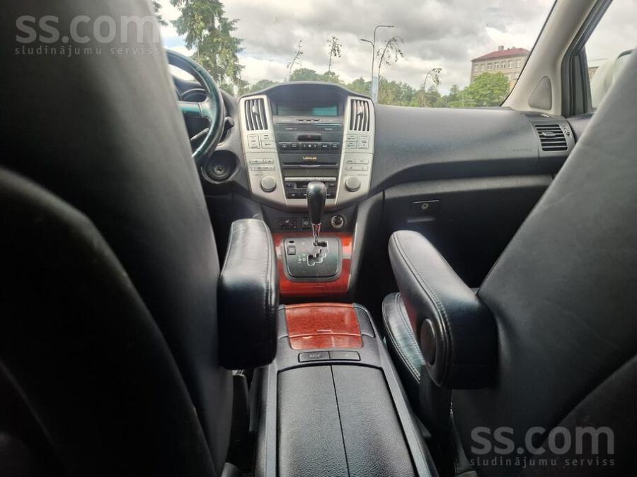 Pelēks Lexus RX 2005 Saldus, ar dzinēja tilpumu 3.00 L un nobraukumu 213 tūkst. km par 1850 €, foto 16 vietnē AUTOMOTO.COM.LV