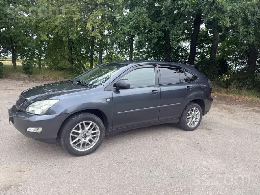 Grey Lexus RX 2005 in Dobele, with an engine capacity of 3.00 L and mileage of 337 thousand km for 3700 €, photo 1 on AUTOMOTO.COM.LV