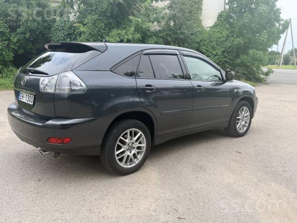 Grey Lexus RX 2005 in Dobele, with an engine capacity of 3.00 L and mileage of 337 thousand km for 3700 €, photo 3 on AUTOMOTO.COM.LV