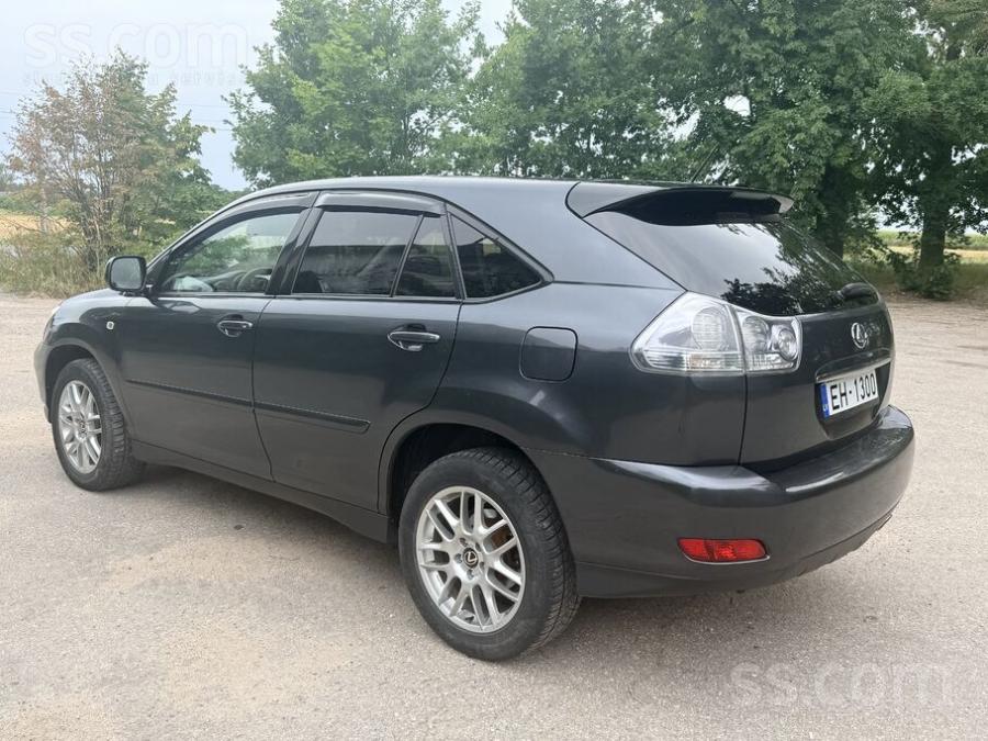 Grey Lexus RX 2005 in Dobele, with an engine capacity of 3.00 L and mileage of 337 thousand km for 3700 €, photo 5 on AUTOMOTO.COM.LV