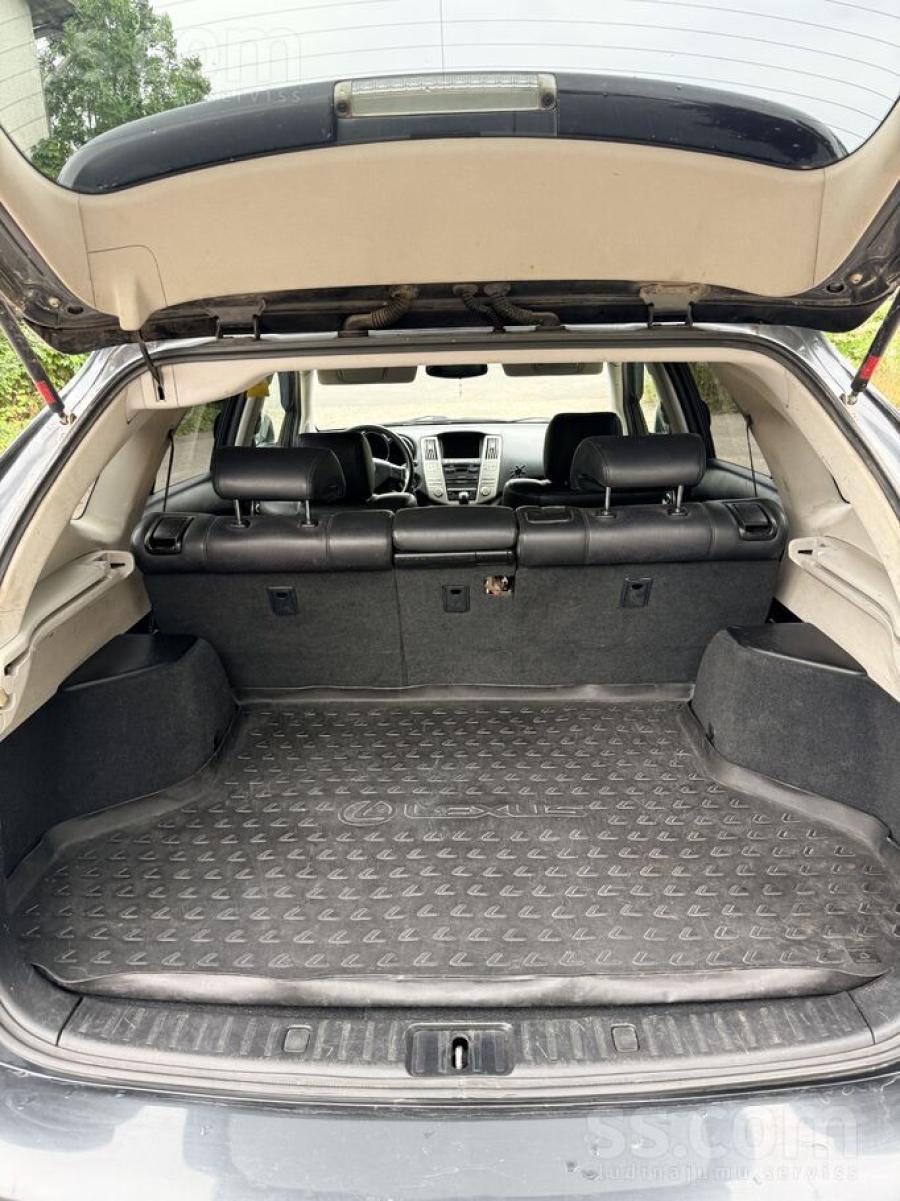 Grey Lexus RX 2005 in Dobele, with an engine capacity of 3.00 L and mileage of 337 thousand km for 3700 €, photo 13 on AUTOMOTO.COM.LV