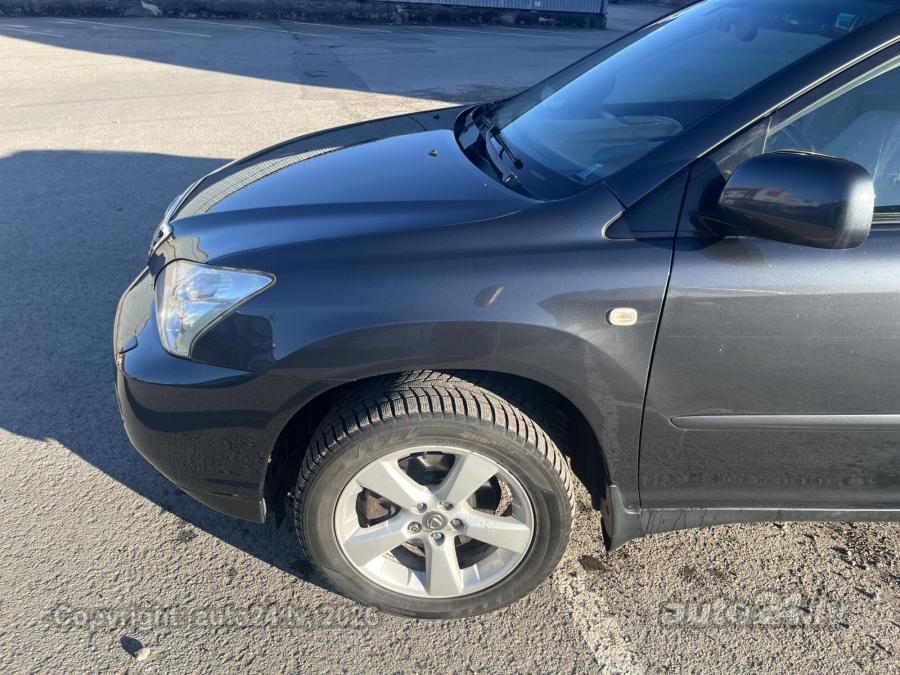 Pelēks Lexus RX 2006 Tallina, ar dzinēja tilpumu 3.30 L un nobraukumu 195 tūkst. km par 4500 €, foto 10 vietnē AUTOMOTO.COM.LV
