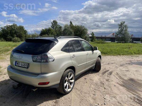 Pelēks Lexus RX 2006 Rīga, ar dzinēja tilpumu 3.50 L un nobraukumu 387 tūkst. km par 3800 €, foto 5 vietnē AUTOMOTO.COM.LV