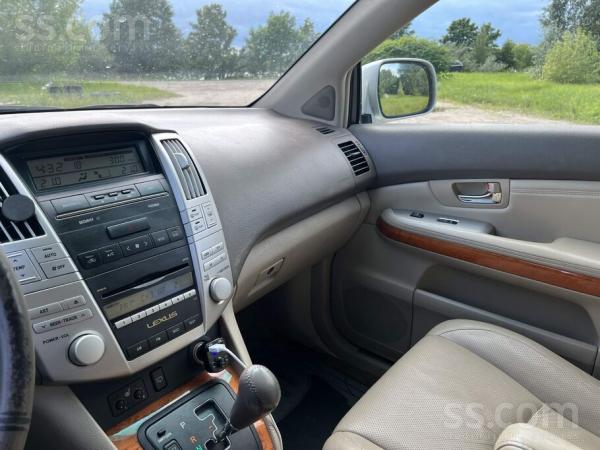 Pelēks Lexus RX 2006 Rīga, ar dzinēja tilpumu 3.50 L un nobraukumu 387 tūkst. km par 3800 €, foto 10 vietnē AUTOMOTO.COM.LV