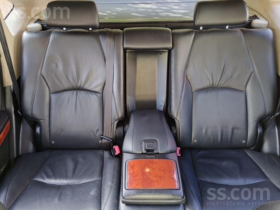 Pelēks Lexus RX 2006 Rīga, ar dzinēja tilpumu 3.00 L un nobraukumu 380 tūkst. km par 3200 €, foto 11 vietnē AUTOMOTO.COM.LV