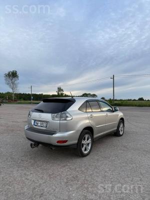 Pelēks Lexus RX 2006 Rīga, ar dzinēja tilpumu 3.30 L un nobraukumu 296 tūkst. km par 5950 €, foto 3 vietnē AUTOMOTO.COM.LV