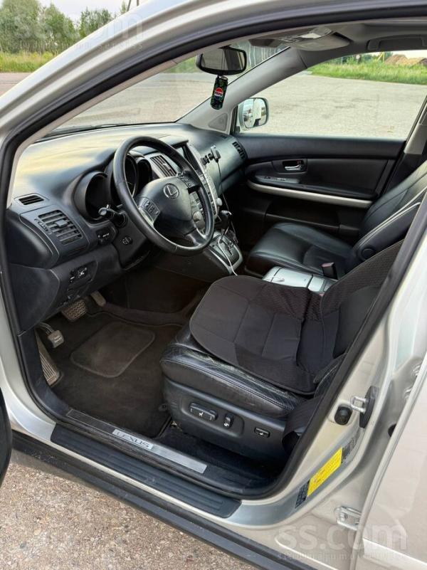 Pelēks Lexus RX 2006 Rīga, ar dzinēja tilpumu 3.30 L un nobraukumu 296 tūkst. km par 5950 €, foto 4 vietnē AUTOMOTO.COM.LV
