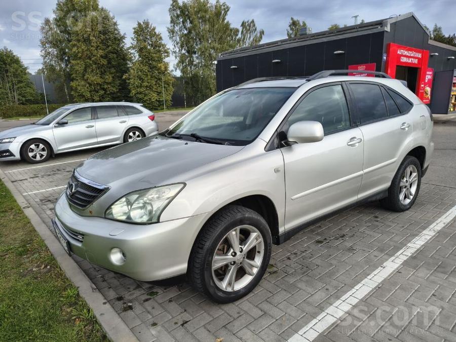 Pelēks Lexus RX 2006 Rīga, ar dzinēja tilpumu 3.30 L un nobraukumu 321 tūkst. km par 3700 €, foto 1 vietnē AUTOMOTO.COM.LV