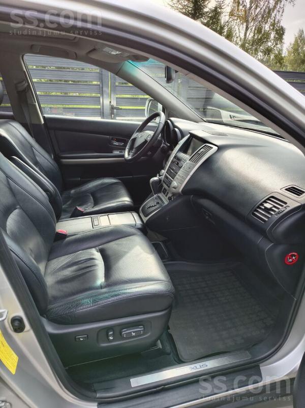 Серый Лексус РХ 2006 в Рига, объемом двигателя 3.30 л и пробегом 321 тыс. км за 3700 €, фото 9 на AUTOMOTO.COM.LV