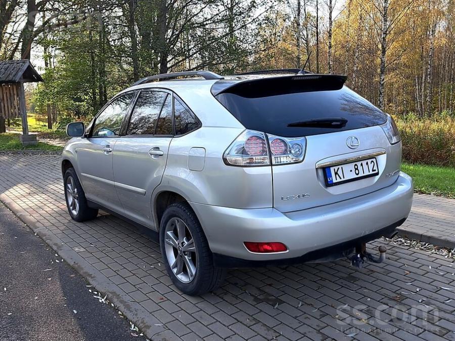 Grey Lexus RX 2006 in Limbazi, with an engine capacity of 3.30 L and mileage of 337 thousand km for 4350 €, photo 4 on AUTOMOTO.COM.LV