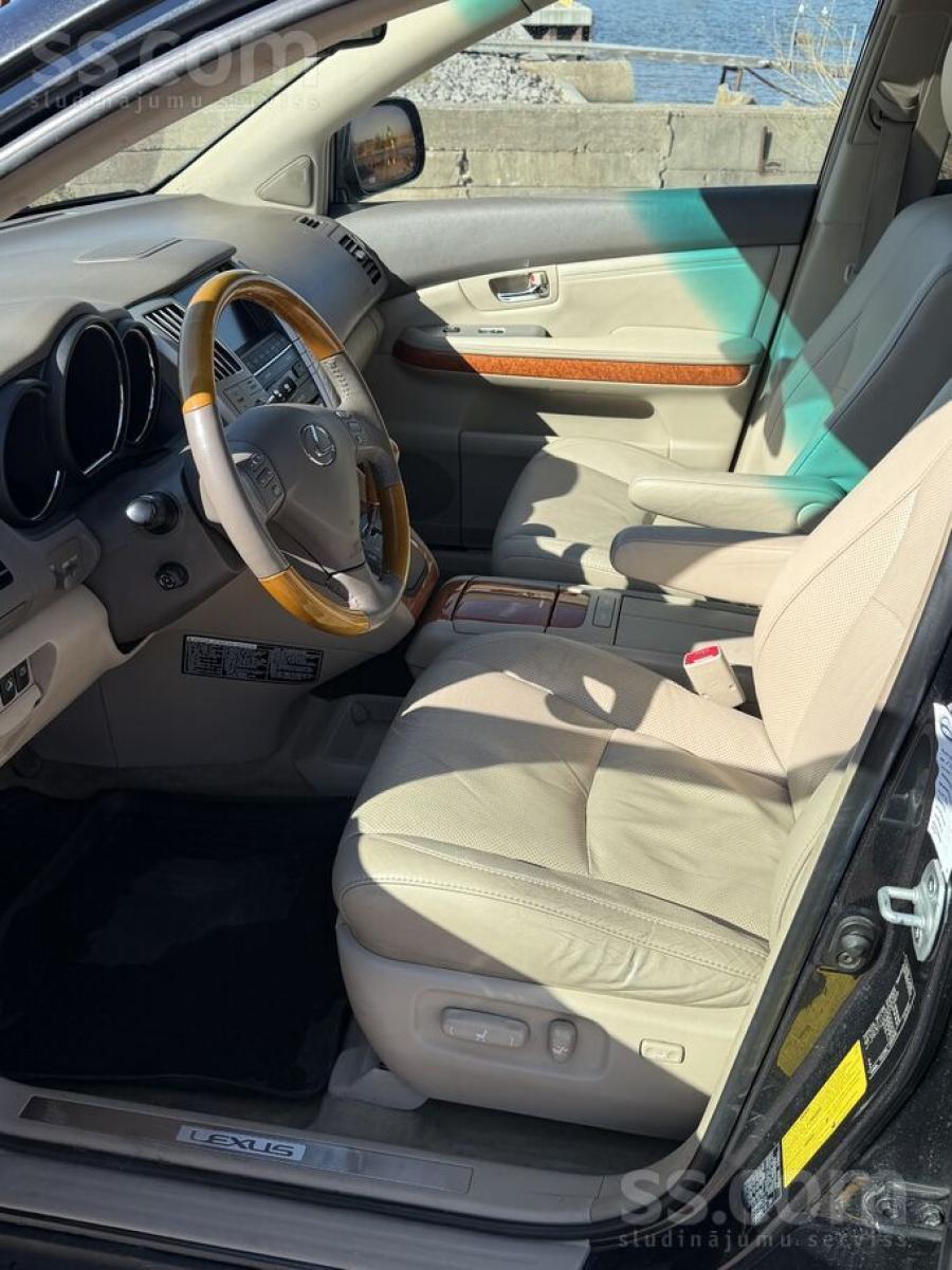 Grey Lexus RX 2007 in Jurmala, with an engine capacity of 3.50 L and mileage of 135 thousand km for 4900 €, photo 15 on AUTOMOTO.COM.LV