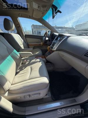 Grey Lexus RX 2007 in Jurmala, with an engine capacity of 3.50 L and mileage of 135 thousand km for 4900 €, photo 17 on AUTOMOTO.COM.LV