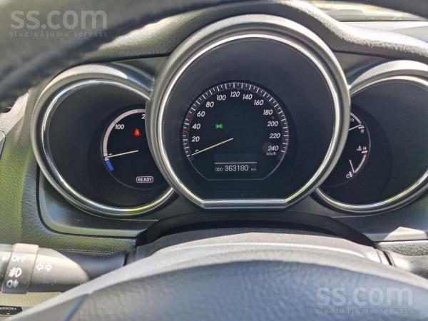 Pelēks Lexus RX 2007 Rīga, ar dzinēja tilpumu 3.30 L un nobraukumu 363 tūkst. km par 4000 €, foto 5 vietnē AUTOMOTO.COM.LV