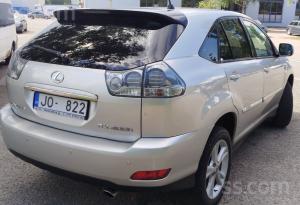 Grey Lexus RX 2007 in Riga, with an engine capacity of 3.30 L and mileage of 305 thousand km for 5000 €, photo 5 on AUTOMOTO.COM.LV