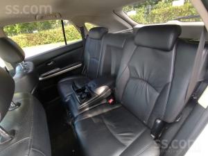 Grey Lexus RX 2007 in Riga, with an engine capacity of 3.30 L and mileage of 305 thousand km for 5000 €, photo 10 on AUTOMOTO.COM.LV