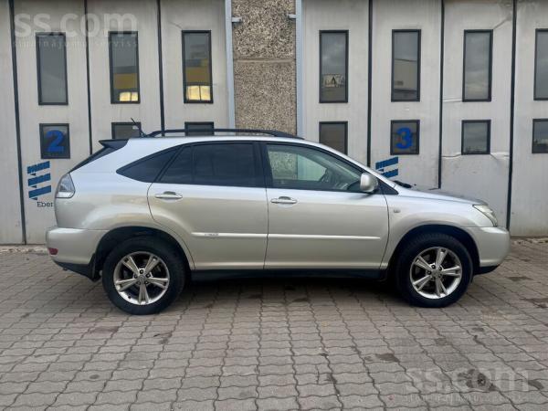 Pelēks Lexus RX 2007 Rīga, ar dzinēja tilpumu 3.30 L un nobraukumu 253 tūkst. km par 3990 €, foto 7 vietnē AUTOMOTO.COM.LV