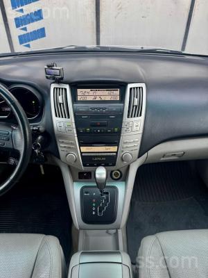 Pelēks Lexus RX 2007 Rīga, ar dzinēja tilpumu 3.30 L un nobraukumu 253 tūkst. km par 3990 €, foto 10 vietnē AUTOMOTO.COM.LV