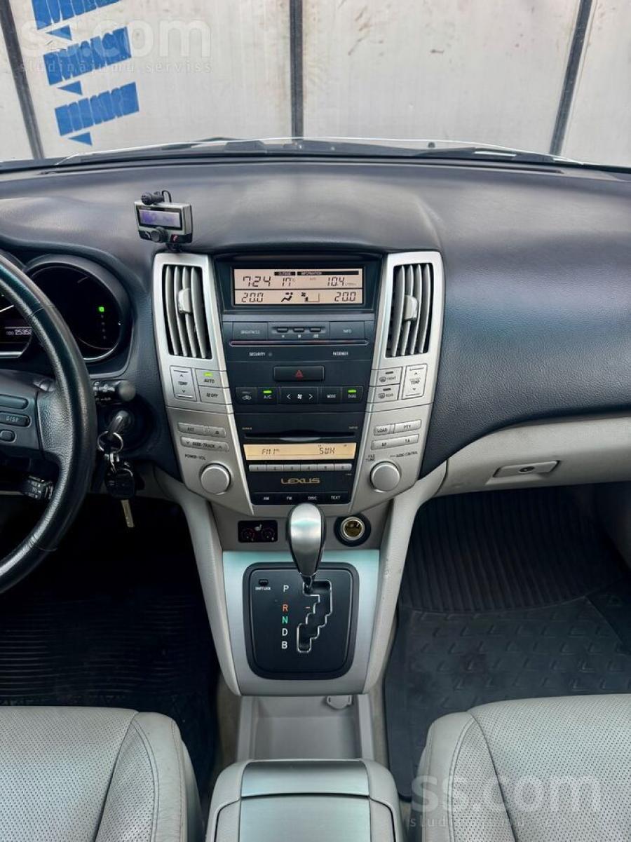 Pelēks Lexus RX 2007 Rīga, ar dzinēja tilpumu 3.30 L un nobraukumu 253 tūkst. km par 3990 €, foto 10 vietnē AUTOMOTO.COM.LV
