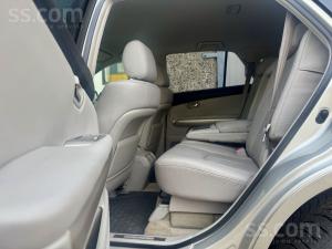 Pelēks Lexus RX 2007 Rīga, ar dzinēja tilpumu 3.30 L un nobraukumu 253 tūkst. km par 3990 €, foto 12 vietnē AUTOMOTO.COM.LV