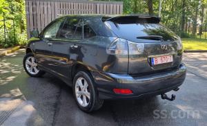Grey Lexus RX 2008 in Riga, with an engine capacity of 3.30 L and mileage of 242 thousand km for 7700 €, photo 6 on AUTOMOTO.COM.LV