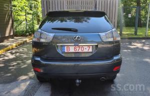 Grey Lexus RX 2008 in Riga, with an engine capacity of 3.30 L and mileage of 242 thousand km for 7700 €, photo 7 on AUTOMOTO.COM.LV