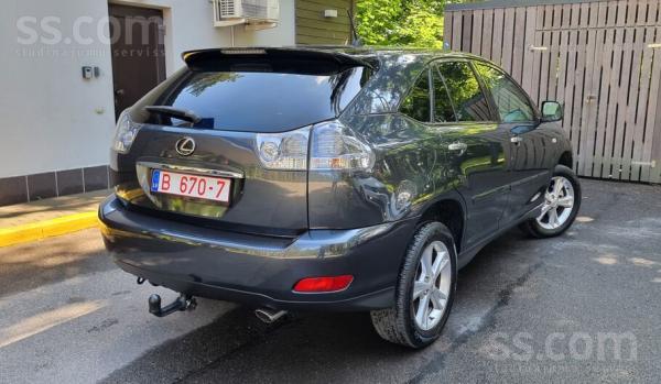 Grey Lexus RX 2008 in Riga, with an engine capacity of 3.30 L and mileage of 242 thousand km for 7700 €, photo 7 on AUTOMOTO.COM.LV