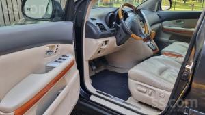 Grey Lexus RX 2008 in Riga, with an engine capacity of 3.30 L and mileage of 242 thousand km for 7700 €, photo 9 on AUTOMOTO.COM.LV