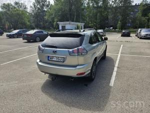 Grey Lexus RX 2008 in Riga, with an engine capacity of 3.30 L and mileage of 240 thousand km for 6200 €, photo 4 on AUTOMOTO.COM.LV