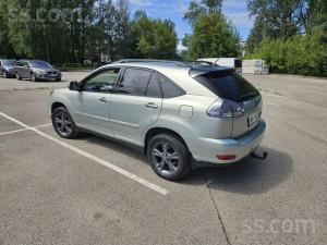Grey Lexus RX 2008 in Riga, with an engine capacity of 3.30 L and mileage of 240 thousand km for 6200 €, photo 6 on AUTOMOTO.COM.LV