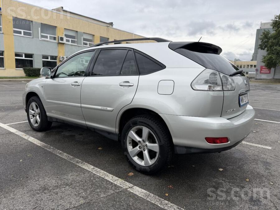 Pelēks Lexus RX 2008 Rīga, ar dzinēja tilpumu 3.30 L un nobraukumu 280 tūkst. km par 3500 €, foto 1 vietnē AUTOMOTO.COM.LV