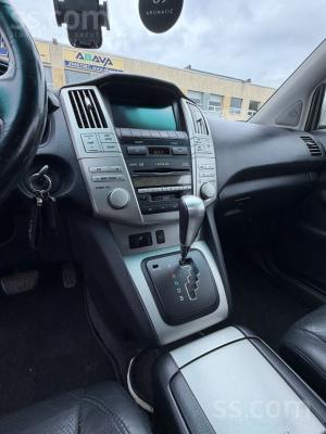 Pelēks Lexus RX 2008 Rīga, ar dzinēja tilpumu 3.30 L un nobraukumu 280 tūkst. km par 3500 €, foto 7 vietnē AUTOMOTO.COM.LV