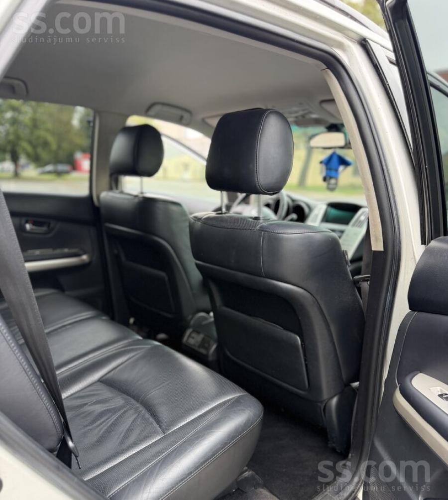 Pelēks Lexus RX 2008 Rīga, ar dzinēja tilpumu 3.30 L un nobraukumu 280 tūkst. km par 3500 €, foto 8 vietnē AUTOMOTO.COM.LV