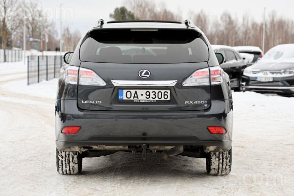 Pelēks Lexus RX 2009 Jelgava, ar dzinēja tilpumu 3.50 L un nobraukumu 0 tūkst. km par 11990 €, foto 5 vietnē AUTOMOTO.COM.LV