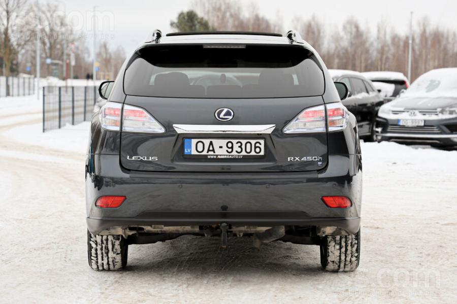 Pelēks Lexus RX 2009 Jelgava, ar dzinēja tilpumu 3.50 L un nobraukumu 0 tūkst. km par 11990 €, foto 5 vietnē AUTOMOTO.COM.LV