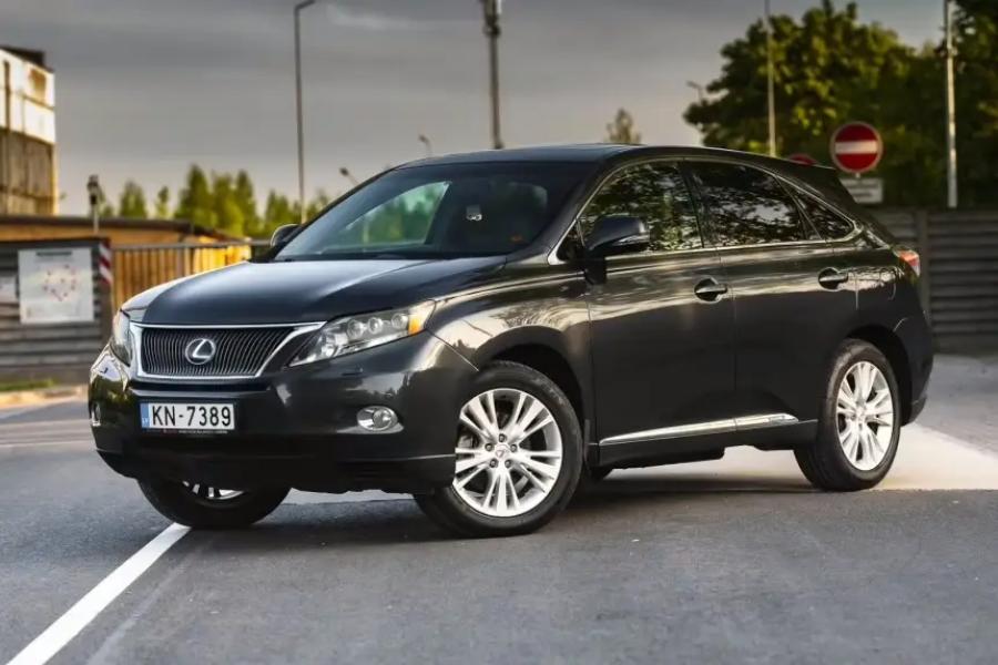 Pelēks Lexus RX 2009 Jelgava, ar dzinēja tilpumu 3.50 L un nobraukumu 357 tūkst. km par 11800 €, foto 1 vietnē AUTOMOTO.COM.LV