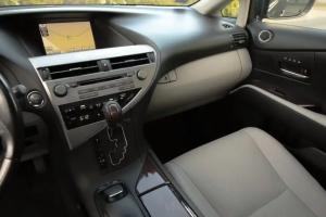 Pelēks Lexus RX 2009 Jelgava, ar dzinēja tilpumu 3.50 L un nobraukumu 357 tūkst. km par 11800 €, foto 17 vietnē AUTOMOTO.COM.LV