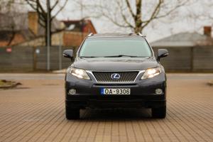 Grey Lexus RX 2009 in Riga, with an engine capacity of 3.50 L and mileage of 0 thousand km for 12500 €, photo 4 on AUTOMOTO.COM.LV