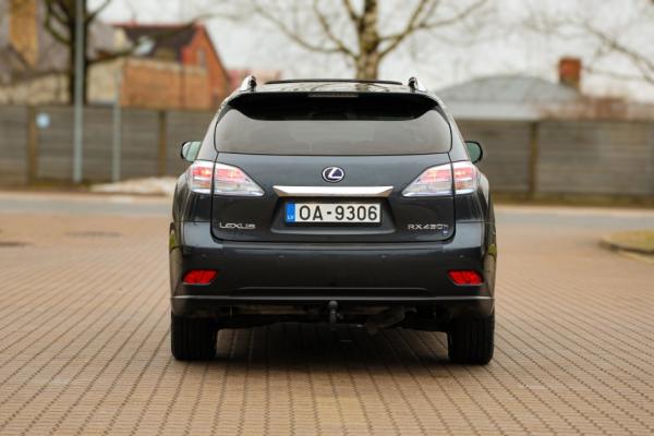 Grey Lexus RX 2009 in Riga, with an engine capacity of 3.50 L and mileage of 0 thousand km for 12500 €, photo 10 on AUTOMOTO.COM.LV