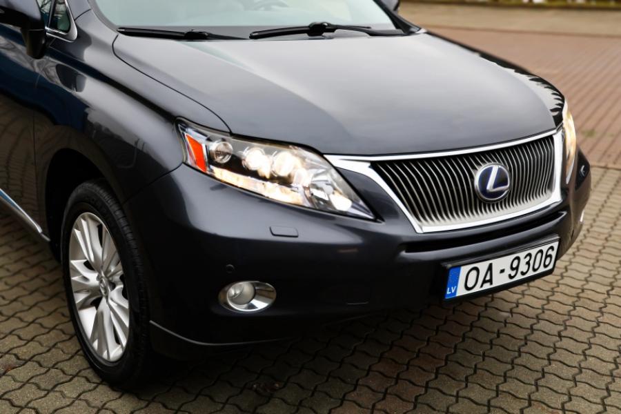Grey Lexus RX 2009 in Riga, with an engine capacity of 3.50 L and mileage of 0 thousand km for 12500 €, photo 16 on AUTOMOTO.COM.LV