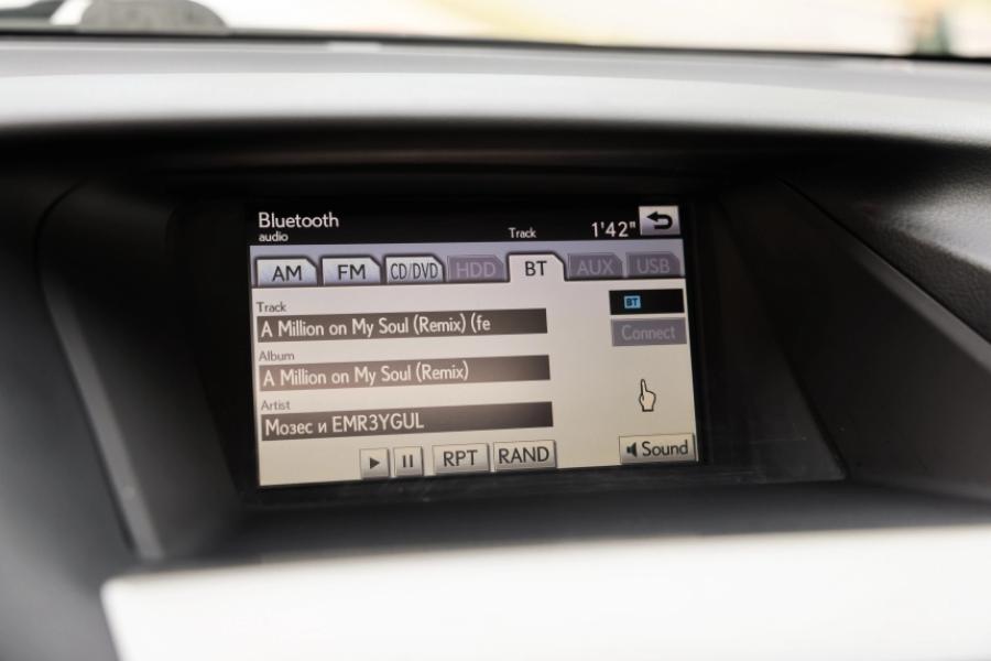 Grey Lexus RX 2009 in Riga, with an engine capacity of 3.50 L and mileage of 0 thousand km for 12500 €, photo 29 on AUTOMOTO.COM.LV