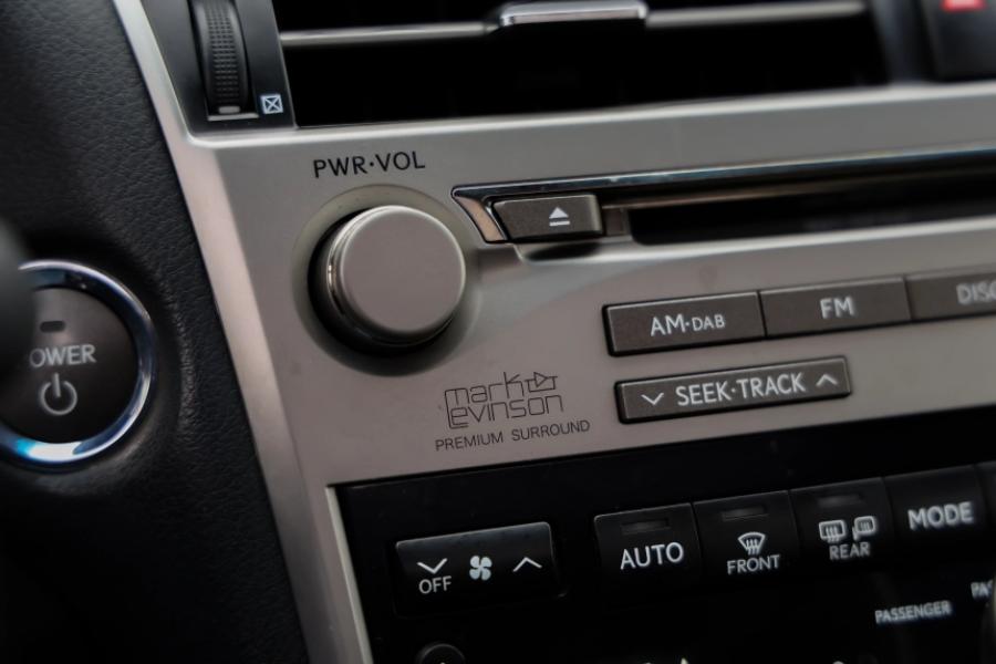 Grey Lexus RX 2009 in Riga, with an engine capacity of 3.50 L and mileage of 0 thousand km for 12500 €, photo 49 on AUTOMOTO.COM.LV