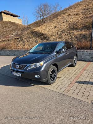 Pelēks Lexus RX 2010 Tallina, ar dzinēja tilpumu 3.50 L un nobraukumu 233 tūkst. km par 14900 €, foto  vietnē AUTOMOTO.COM.LV