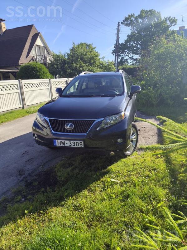Grey Lexus RX 2010 in Jurmala, with an engine capacity of 3.50 L and mileage of 170 thousand km for 10790 €, photo 1 on AUTOMOTO.COM.LV