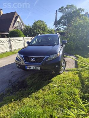 Grey Lexus RX 2010 in Jurmala, with an engine capacity of 3.50 L and mileage of 170 thousand km for 10490 €, photo 1 on AUTOMOTO.COM.LV