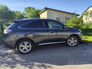 Grey Lexus RX 2010 in Jurmala, with an engine capacity of 3.50 L and mileage of 170 thousand km for 10490 €, photo 3 on AUTOMOTO.COM.LV