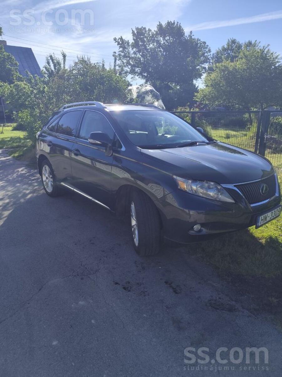 Grey Lexus RX 2010 in Jurmala, with an engine capacity of 3.50 L and mileage of 170 thousand km for 10490 €, photo 7 on AUTOMOTO.COM.LV